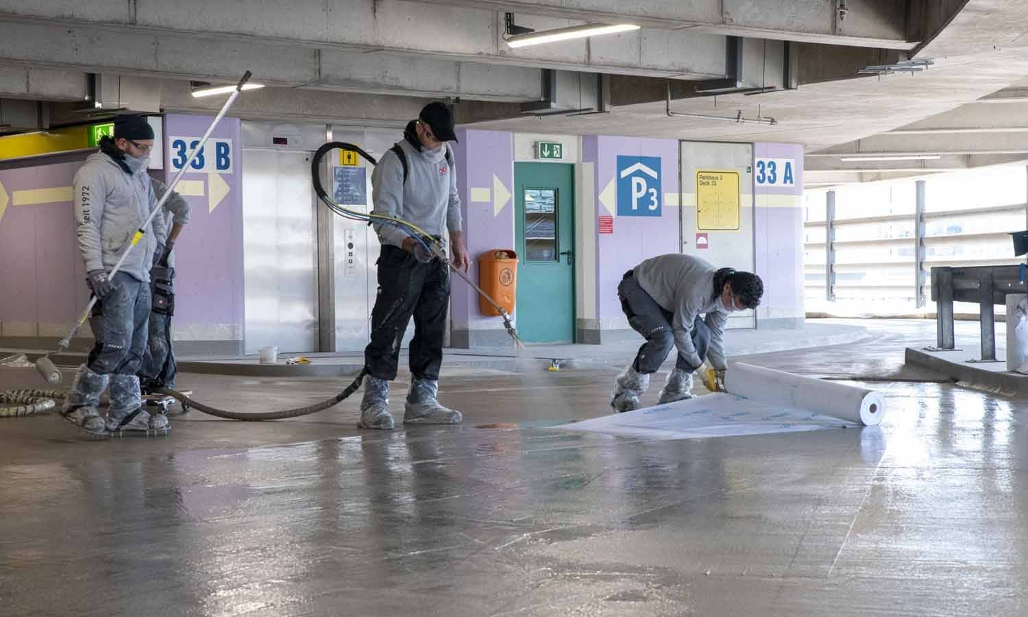 Triflex SAM (Spray Application Machine) – mobilna naprava za aplikacijo ...